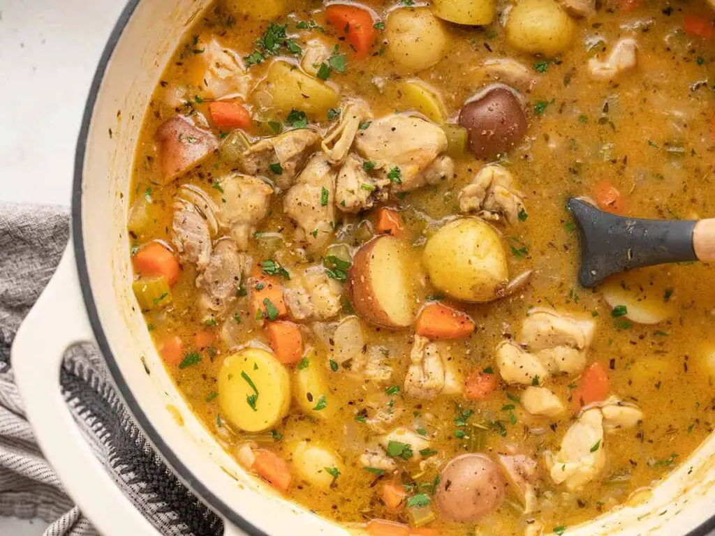 17 Cozy Winter Soups and Stews For Easy Cold Weather Dinners